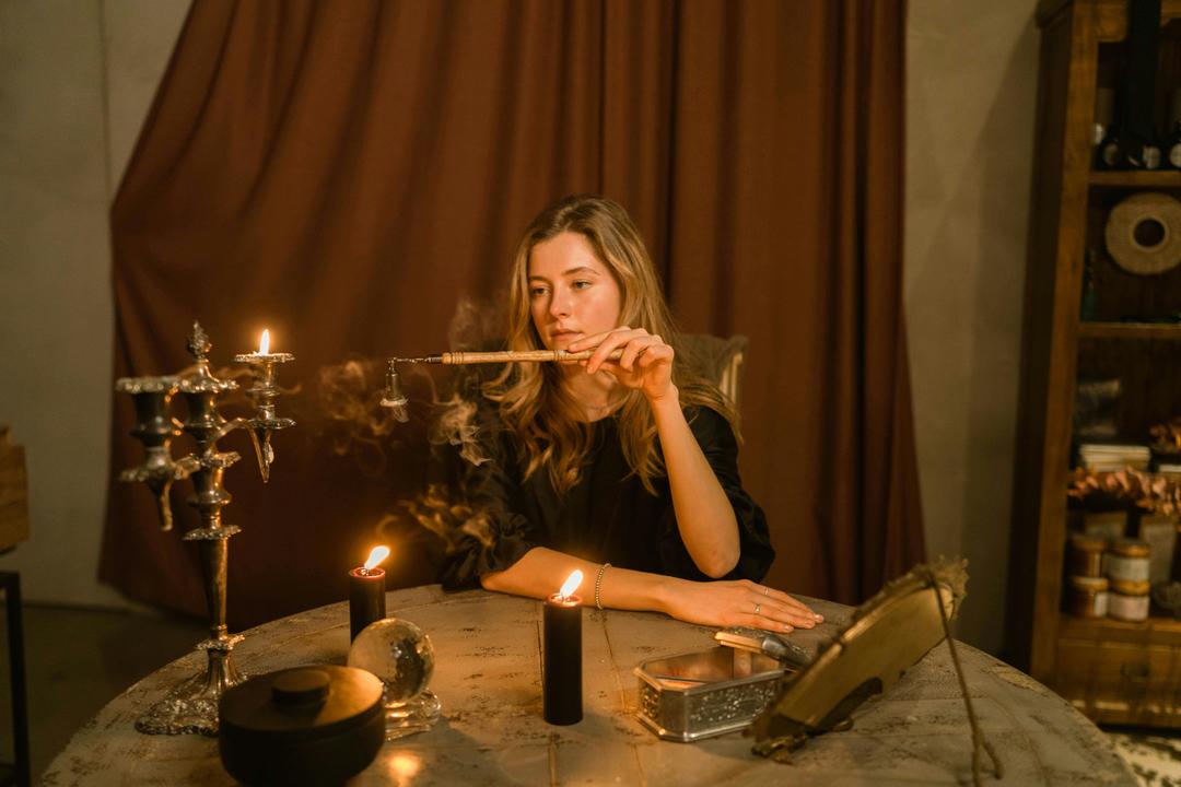 What Does a Psychic Do And What Doesn't?